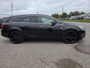 Melns Opel Astra 2013 Marijampole, ar dzinēja tilpumu 1.96 L un nobraukumu 234 tūkst. km par 3750 €, foto 4 vietnē AUTOMOTO.COM.LV