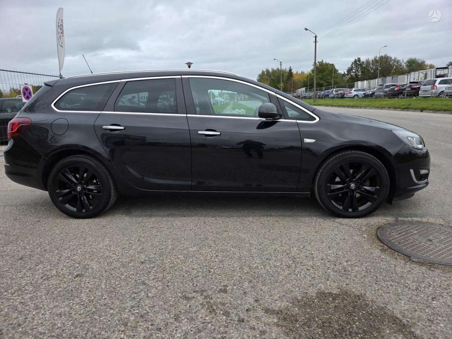 Melns Opel Astra 2013 Marijampole, ar dzinēja tilpumu 1.96 L un nobraukumu 234 tūkst. km par 3750 €, foto 4 vietnē AUTOMOTO.COM.LV