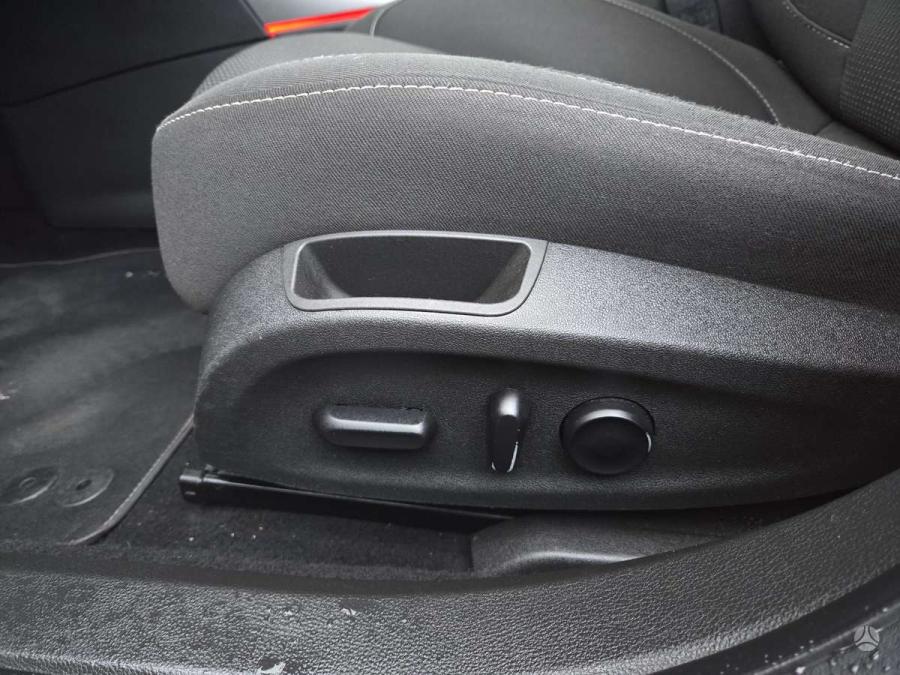 Melns Opel Astra 2013 Marijampole, ar dzinēja tilpumu 1.96 L un nobraukumu 234 tūkst. km par 3750 €, foto 24 vietnē AUTOMOTO.COM.LV
