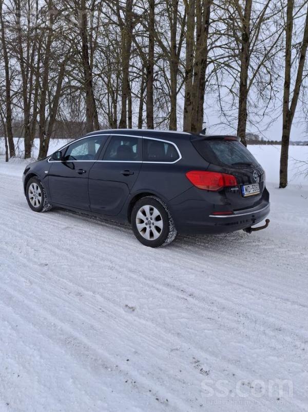 Melns Opel Astra 2014 Rīga, ar dzinēja tilpumu 1.60 L un nobraukumu 261 tūkst. km par 3300 €, foto 2 vietnē AUTOMOTO.COM.LV