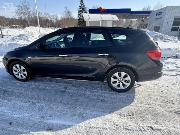Melns Opel Astra 2014 Radviliškis, ar dzinēja tilpumu 1.40 L un nobraukumu 188 tūkst. km par 3150 €, foto 4 vietnē AUTOMOTO.COM.LV