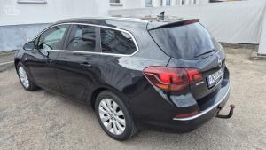 Black Opel Astra 2014 in Kaunas, with an engine capacity of 1.60 L and mileage of 377 thousand km for 3600 €, photo 6 on AUTOMOTO.COM.LV