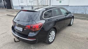 Black Opel Astra 2014 in Kaunas, with an engine capacity of 1.60 L and mileage of 377 thousand km for 3600 €, photo 7 on AUTOMOTO.COM.LV