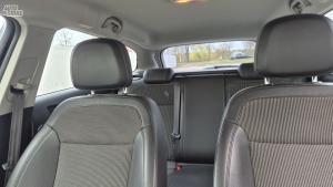 Black Opel Astra 2014 in Kaunas, with an engine capacity of 1.60 L and mileage of 377 thousand km for 3600 €, photo 16 on AUTOMOTO.COM.LV