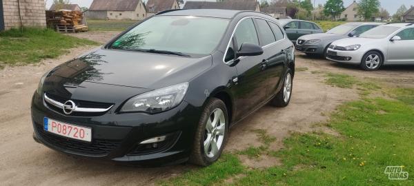 Melns Opel Astra 2014 Viļņa, ar dzinēja tilpumu 1.60 L un nobraukumu 220 tūkst. km par 3450 €, foto 1 vietnē AUTOMOTO.COM.LV