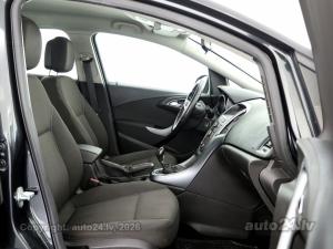Черный Опель Астра 2014 в Таллин, объемом двигателя 1.60 л и пробегом 179 тыс. км за 2499 €, фото 7 на AUTOMOTO.COM.LV