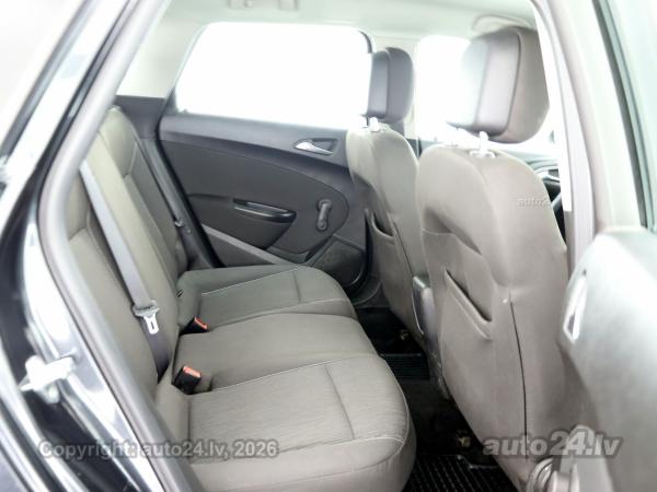 Melns Opel Astra 2014 Tallina, ar dzinēja tilpumu 1.60 L un nobraukumu 179 tūkst. km par 2499 €, foto 7 vietnē AUTOMOTO.COM.LV