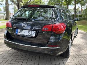 Black Opel Astra 2014 in Valmiera, with an engine capacity of 1.70 L and mileage of 240 thousand km for 2950 €, photo 11 on AUTOMOTO.COM.LV