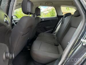 Black Opel Astra 2014 in Valmiera, with an engine capacity of 1.70 L and mileage of 240 thousand km for 2950 €, photo 28 on AUTOMOTO.COM.LV