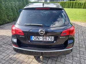Melns Opel Astra 2014 Rīga, ar dzinēja tilpumu 1.60 L un nobraukumu 355 tūkst. km par 1500 €, foto 5 vietnē AUTOMOTO.COM.LV