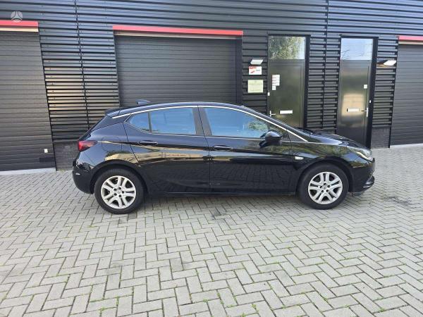 Melns Opel Astra 2014 Kauņa, ar dzinēja tilpumu 1.00 L un nobraukumu 220 tūkst. km par 2799 €, foto 4 vietnē AUTOMOTO.COM.LV