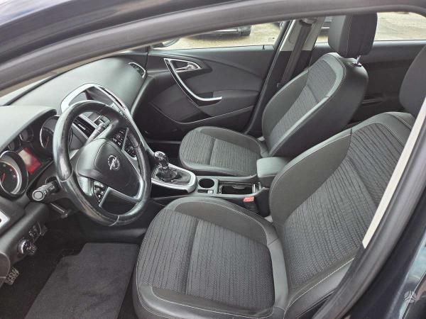 Melns Opel Astra 2014 Marijampole, ar dzinēja tilpumu 1.36 L un nobraukumu 187 tūkst. km par 3900 €, foto 10 vietnē AUTOMOTO.COM.LV