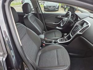 Black Opel Astra 2014 in Marijampole, with an engine capacity of 1.36 L and mileage of 187 thousand km for 3900 €, photo 15 on AUTOMOTO.COM.LV
