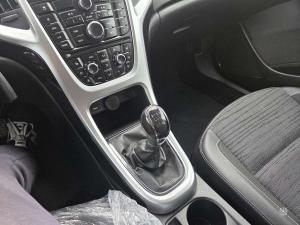Black Opel Astra 2014 in Marijampole, with an engine capacity of 1.36 L and mileage of 187 thousand km for 3900 €, photo 20 on AUTOMOTO.COM.LV