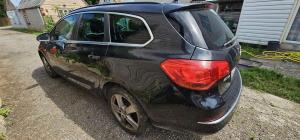 Black Opel Astra 2014 in Panevezys, with an engine capacity of 1.60 L and mileage of 284 thousand km for 3000 €, photo 7 on AUTOMOTO.COM.LV