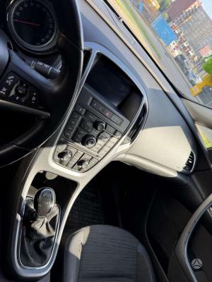 Melns Opel Astra 2014 Viļņa, ar dzinēja tilpumu 1.60 L un nobraukumu 266 tūkst. km par 3000 €, foto 19 vietnē AUTOMOTO.COM.LV