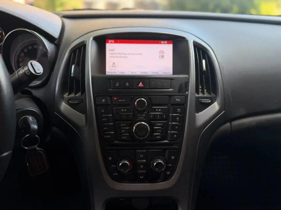 Melns Opel Astra 2014 Cēsis, ar dzinēja tilpumu 1.70 L un nobraukumu 357 tūkst. km par 2990 €, foto 16 vietnē AUTOMOTO.COM.LV