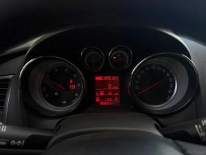 Melns Opel Astra 2014 Cēsis, ar dzinēja tilpumu 1.70 L un nobraukumu 357 tūkst. km par 2990 €, foto 22 vietnē AUTOMOTO.COM.LV
