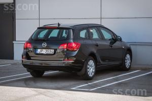 Melns Opel Astra 2014 Rīga, ar dzinēja tilpumu 1.40 L un nobraukumu 218 tūkst. km par 3990 €, foto 5 vietnē AUTOMOTO.COM.LV