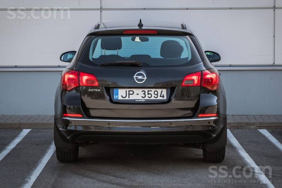 Melns Opel Astra 2014 Rīga, ar dzinēja tilpumu 1.40 L un nobraukumu 218 tūkst. km par 3990 €, foto 6 vietnē AUTOMOTO.COM.LV