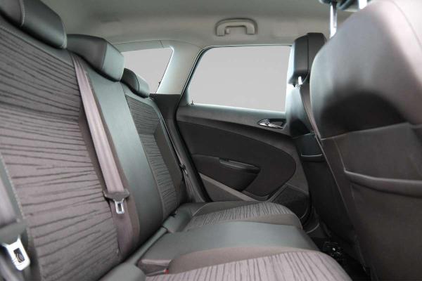 Melns Opel Astra 2014 Kauņa, ar dzinēja tilpumu 1.70 L un nobraukumu 267 tūkst. km par 5490 €, foto 9 vietnē AUTOMOTO.COM.LV
