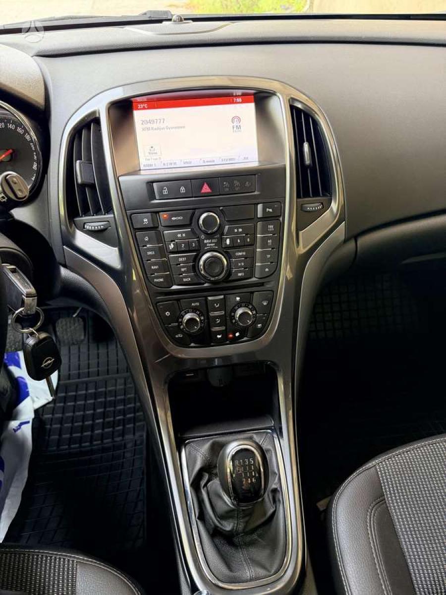 Melns Opel Astra 2014 Šauļi, ar dzinēja tilpumu 1.69 L un nobraukumu 280 tūkst. km par 3950 €, foto 15 vietnē AUTOMOTO.COM.LV