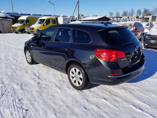 Melns Opel Astra 2015 Kauņa, ar dzinēja tilpumu 1.60 L un nobraukumu 170 tūkst. km par 3999 €, foto 8 vietnē AUTOMOTO.COM.LV