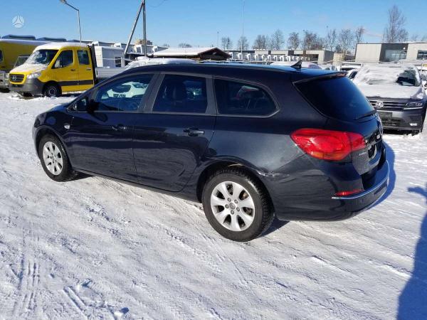 Melns Opel Astra 2015 Kauņa, ar dzinēja tilpumu 1.60 L un nobraukumu 170 tūkst. km par 3999 €, foto 9 vietnē AUTOMOTO.COM.LV