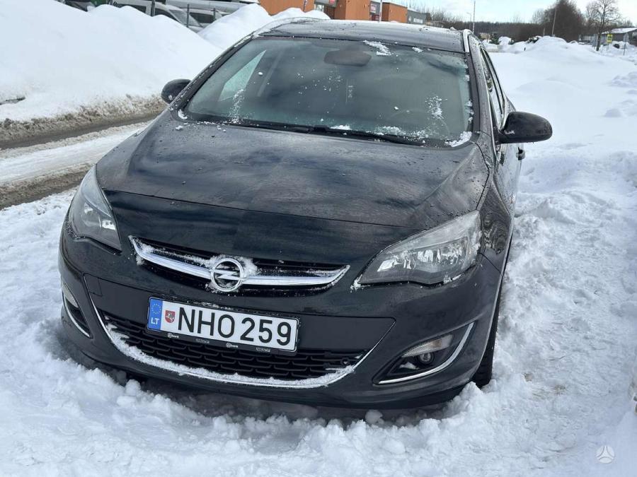 Melns Opel Astra 2015 Kretinga, ar dzinēja tilpumu 1.60 L un nobraukumu 214 tūkst. km par 1999 €, foto 4 vietnē AUTOMOTO.COM.LV