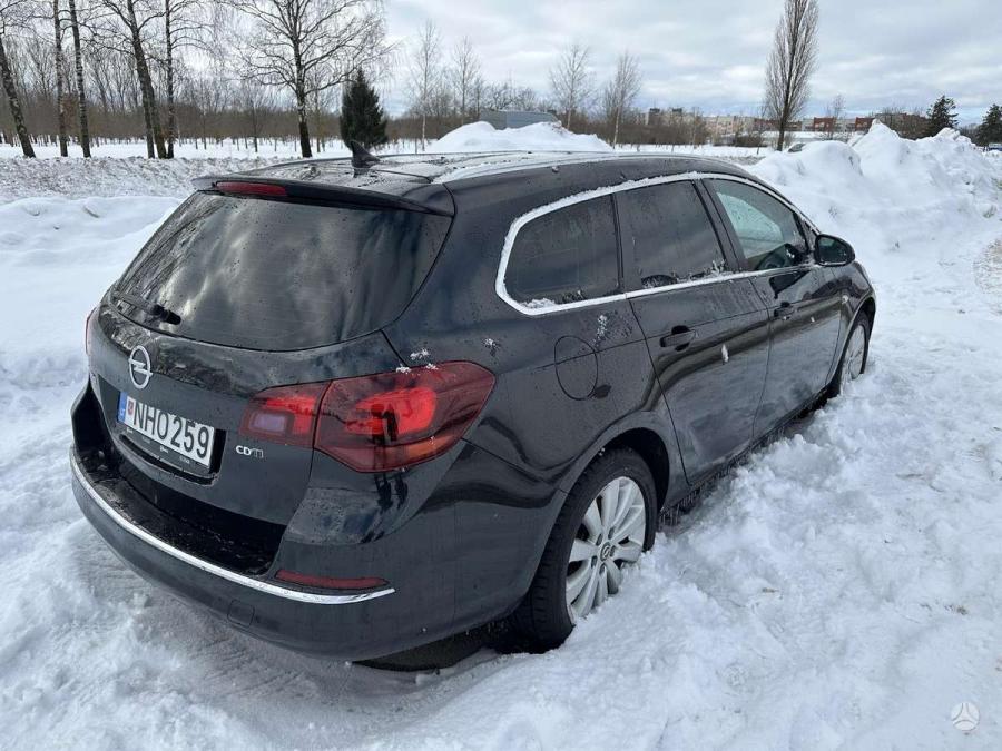 Melns Opel Astra 2015 Kretinga, ar dzinēja tilpumu 1.60 L un nobraukumu 214 tūkst. km par 1999 €, foto 8 vietnē AUTOMOTO.COM.LV