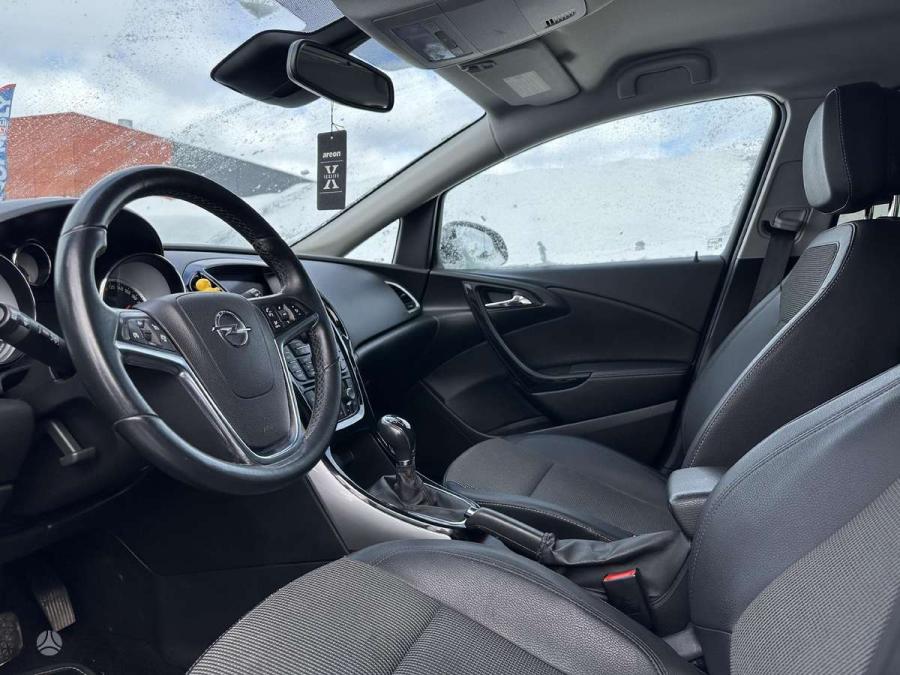 Melns Opel Astra 2015 Kretinga, ar dzinēja tilpumu 1.60 L un nobraukumu 214 tūkst. km par 1999 €, foto 12 vietnē AUTOMOTO.COM.LV