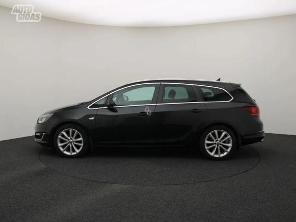 Black Opel Astra 2015 in Vilnius, with an engine capacity of 1.40 L and mileage of 218 thousand km for 5899 €, photo 6 on AUTOMOTO.COM.LV