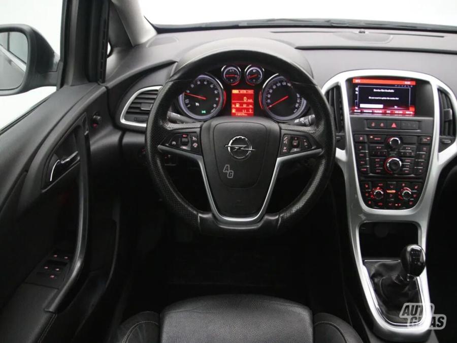 Melns Opel Astra 2015 Viļņa, ar dzinēja tilpumu 1.40 L un nobraukumu 218 tūkst. km par 5899 €, foto 17 vietnē AUTOMOTO.COM.LV
