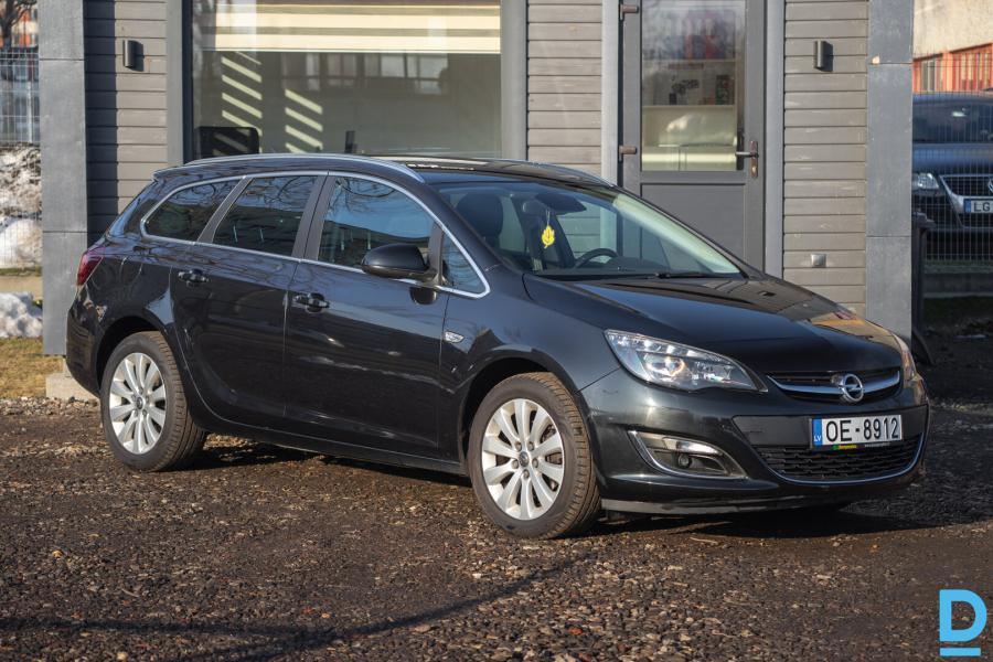 Melns Opel Astra 2015 Liepāja, ar dzinēja tilpumu 1.60 L un nobraukumu 229 tūkst. km par 5650 €, foto 4 vietnē AUTOMOTO.COM.LV