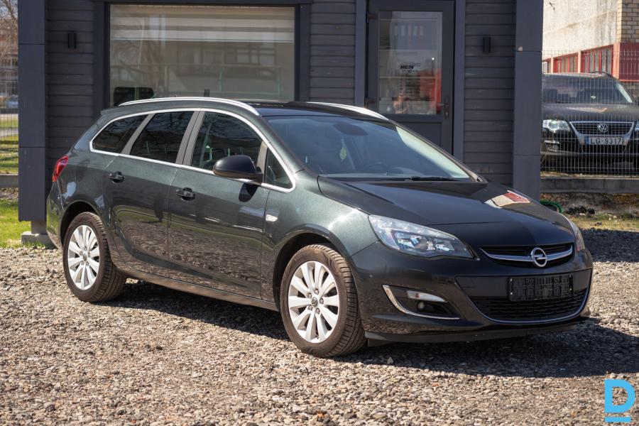 Melns Opel Astra 2015 Liepāja, ar dzinēja tilpumu 1.60 L un nobraukumu 229 tūkst. km par 5650 €, foto 1 vietnē AUTOMOTO.COM.LV