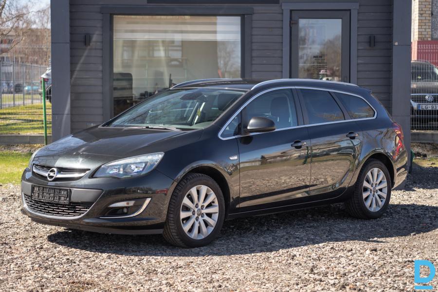 Melns Opel Astra 2015 Liepāja, ar dzinēja tilpumu 1.60 L un nobraukumu 229 tūkst. km par 5650 €, foto 3 vietnē AUTOMOTO.COM.LV