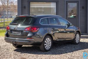Melns Opel Astra 2015 Liepāja, ar dzinēja tilpumu 1.60 L un nobraukumu 229 tūkst. km par 5650 €, foto 5 vietnē AUTOMOTO.COM.LV