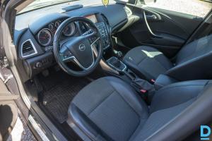 Melns Opel Astra 2015 Liepāja, ar dzinēja tilpumu 1.60 L un nobraukumu 229 tūkst. km par 5650 €, foto 6 vietnē AUTOMOTO.COM.LV