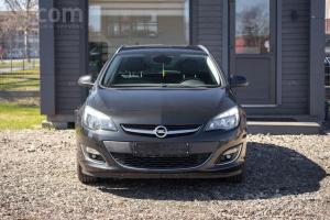 Melns Opel Astra 2015 Liepāja, ar dzinēja tilpumu 1.60 L un nobraukumu 229 tūkst. km par 5650 €, foto 3 vietnē AUTOMOTO.COM.LV