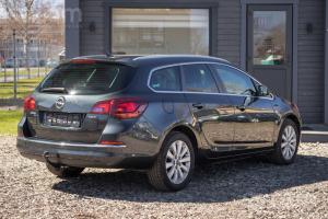 Melns Opel Astra 2015 Liepāja, ar dzinēja tilpumu 1.60 L un nobraukumu 229 tūkst. km par 5650 €, foto 7 vietnē AUTOMOTO.COM.LV