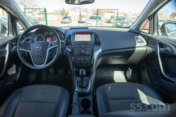Melns Opel Astra 2015 Liepāja, ar dzinēja tilpumu 1.60 L un nobraukumu 229 tūkst. km par 5650 €, foto 7 vietnē AUTOMOTO.COM.LV