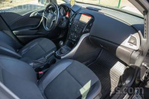 Melns Opel Astra 2015 Liepāja, ar dzinēja tilpumu 1.60 L un nobraukumu 229 tūkst. km par 5650 €, foto 14 vietnē AUTOMOTO.COM.LV