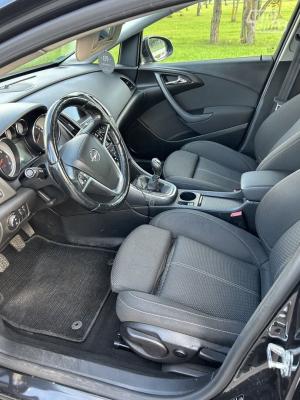Black Opel Astra 2015 in Klaipeda, with an engine capacity of 1.60 L and mileage of 208 thousand km for 5000 €, photo 14 on AUTOMOTO.COM.LV