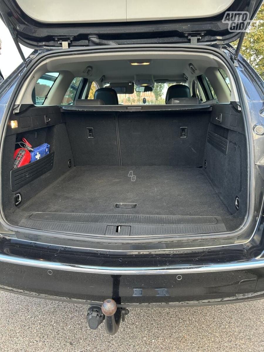 Black Opel Astra 2015 in Klaipeda, with an engine capacity of 1.60 L and mileage of 208 thousand km for 5000 €, photo 18 on AUTOMOTO.COM.LV