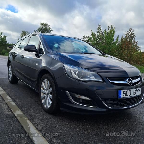 Black Opel Astra 2015 in Tallinn, with an engine capacity of 2.00 L and mileage of 395 thousand km for 3500 €, photo 3 on AUTOMOTO.COM.LV