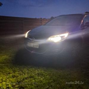 Melns Opel Astra 2015 Tallina, ar dzinēja tilpumu 2.00 L un nobraukumu 395 tūkst. km par 3500 €, foto 16 vietnē AUTOMOTO.COM.LV