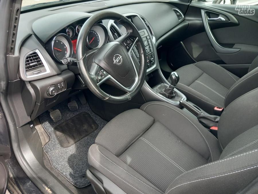 Melns Opel Astra 2015 Gargždai, ar dzinēja tilpumu 1.60 L un nobraukumu 246 tūkst. km par 4150 €, foto 13 vietnē AUTOMOTO.COM.LV