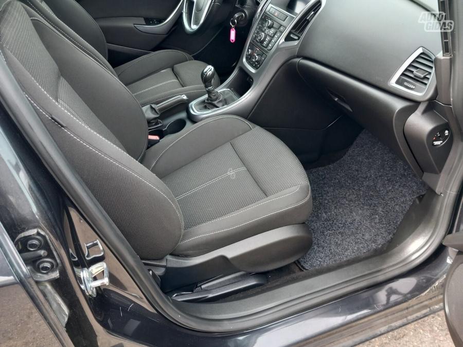 Melns Opel Astra 2015 Gargždai, ar dzinēja tilpumu 1.60 L un nobraukumu 246 tūkst. km par 4150 €, foto 15 vietnē AUTOMOTO.COM.LV