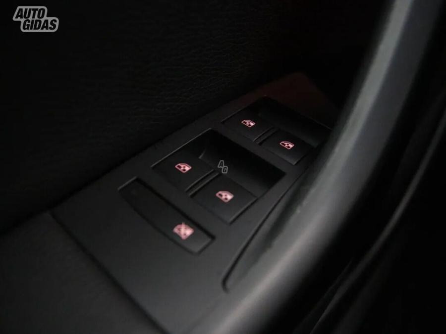 Melns Opel Astra 2015 Viļņa, ar dzinēja tilpumu 1.60 L un nobraukumu 184 tūkst. km par 6199 €, foto 27 vietnē AUTOMOTO.COM.LV
