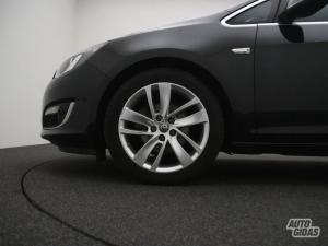 Melns Opel Astra 2015 Viļņa, ar dzinēja tilpumu 1.60 L un nobraukumu 184 tūkst. km par 6199 €, foto 29 vietnē AUTOMOTO.COM.LV